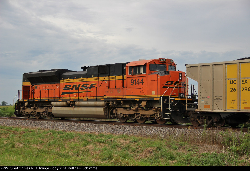 BNSF 9144 - DPU